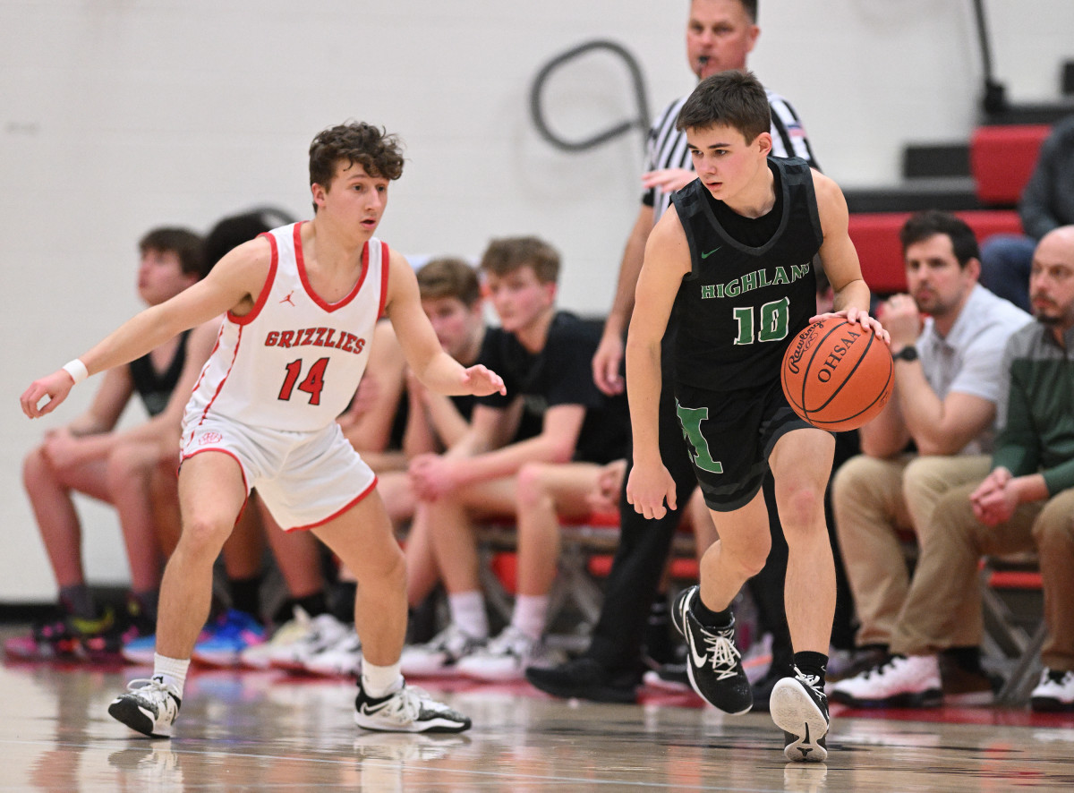 Solomon Callaghan leads Wadsworth on and off the court - Sports ...