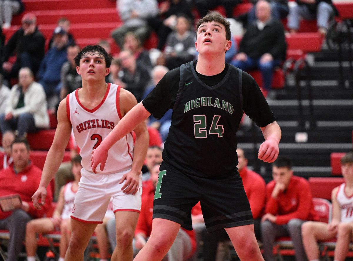 Solomon Callaghan leads Wadsworth on and off the court - Sports ...