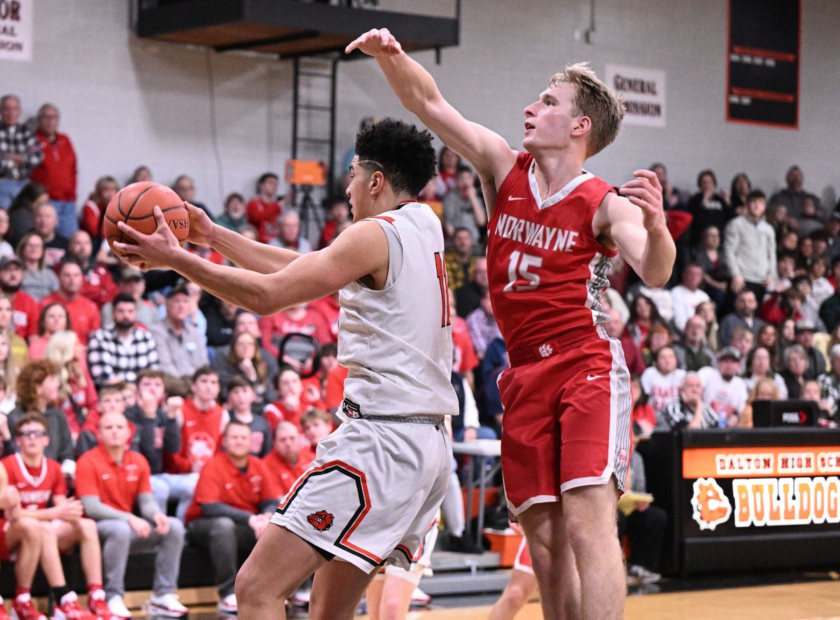 A little belief - and a lot of Braylon Wenger - helps Dalton defeat ...