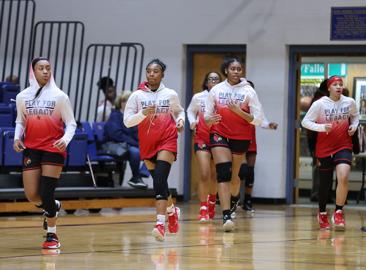 Photos: O'Fallon girls basketball edges Alton in Illinois sectional ...