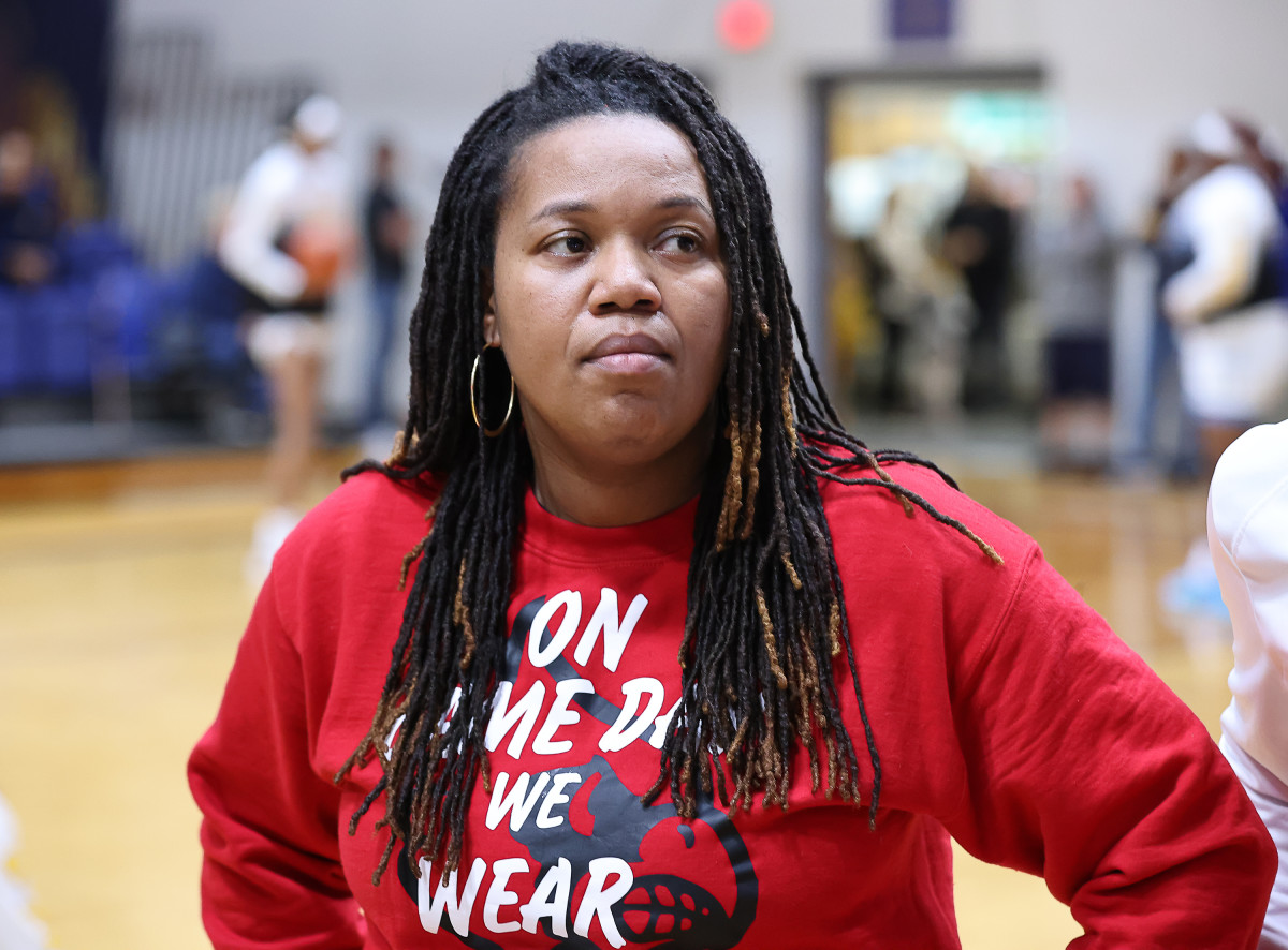 Photos: O'Fallon girls basketball edges Alton in Illinois sectional ...