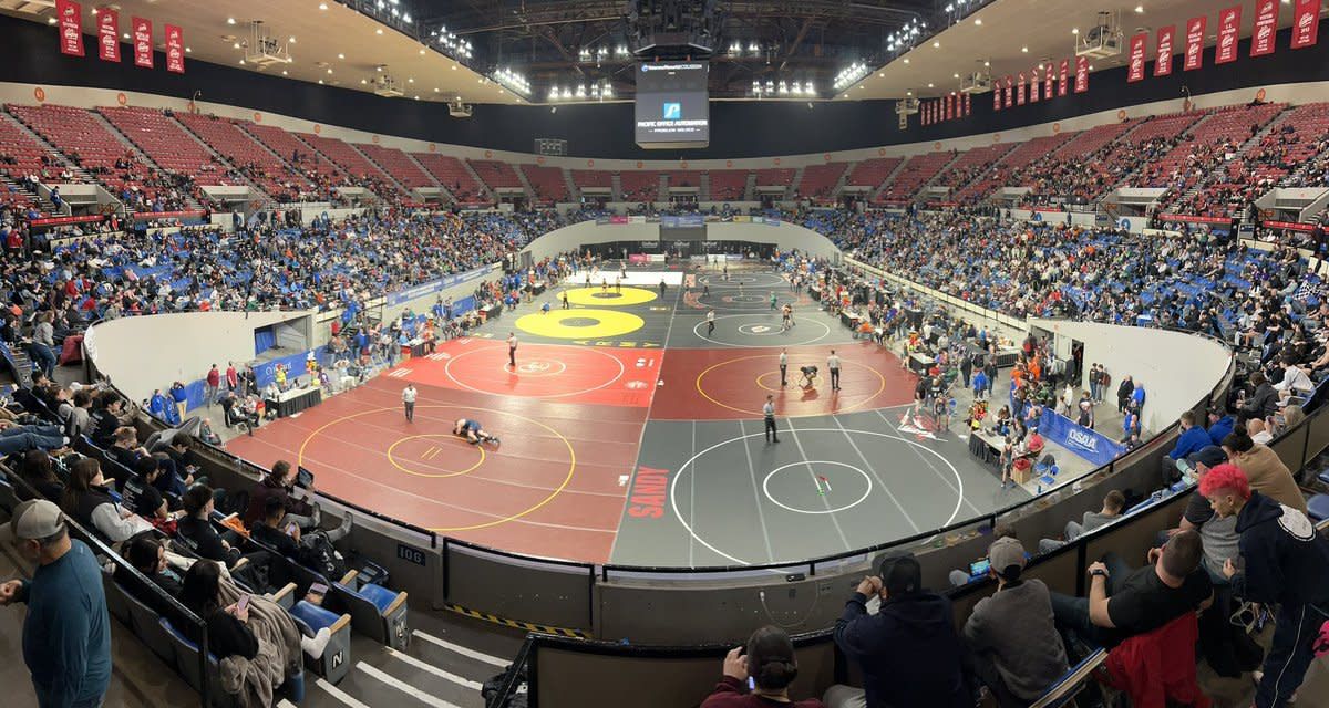 6A, 5A, 6A/5A Girls state wrestling Day 1: Newberg, West Linn in tight ...