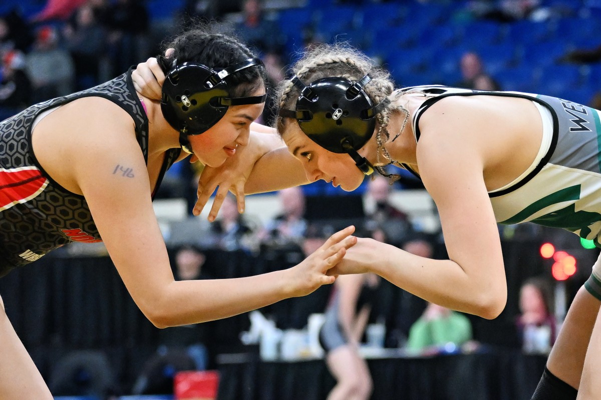 Photos: 6A/5A Girls OSAA wrestling state finals - Sports Illustrated High School News, Analysis ...