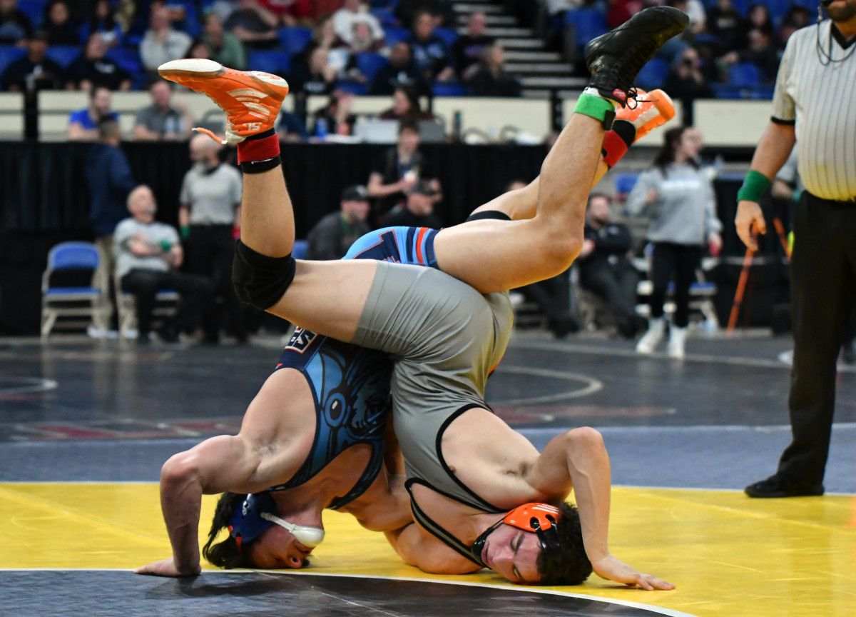 Oregon high school wrestling state tournament: Live updates, Day 1 (2 ...