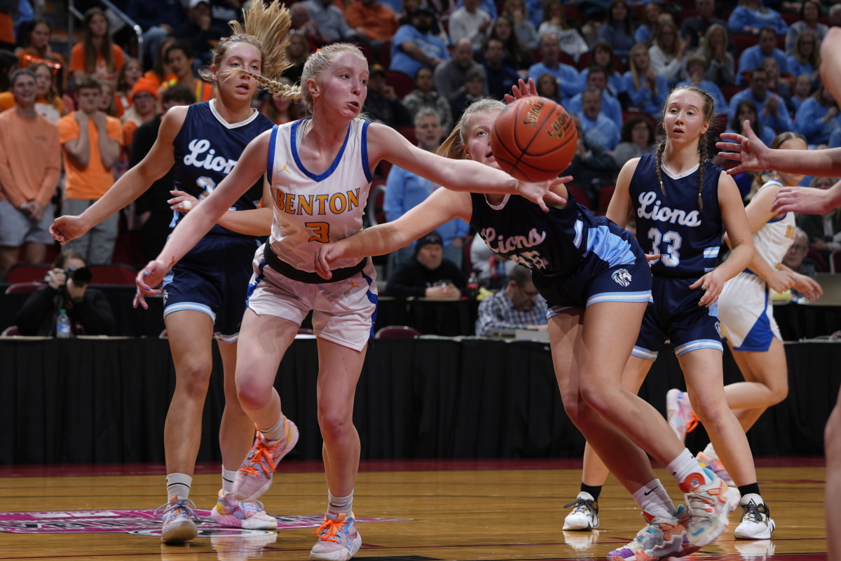 Eighth-seeded Vinton-Shellsburg pulls off win over top-seeded ...