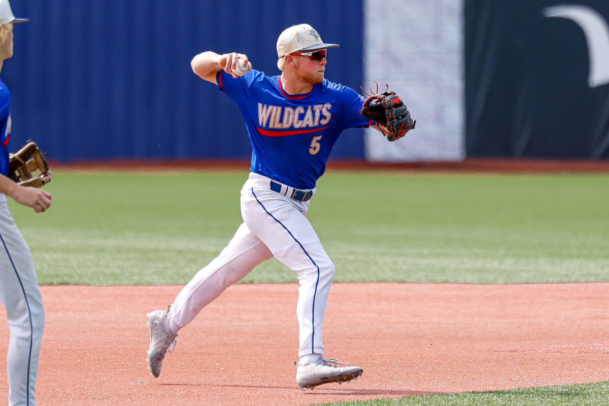 Caleb Oligschlaeger's shutout helps reigning Class 1 baseball champion ...