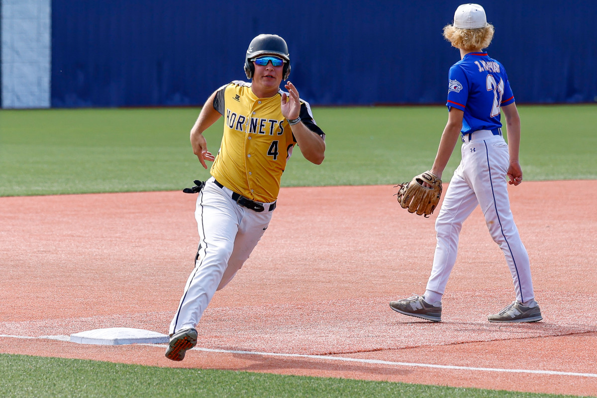 Caleb Oligschlaeger's shutout helps reigning Class 1 baseball champion ...