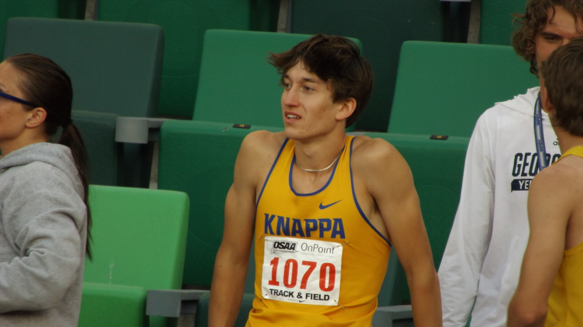 Oregon 3A, 2A, 1A state track notebook: Jace and Addy Martin, Malcolm ...