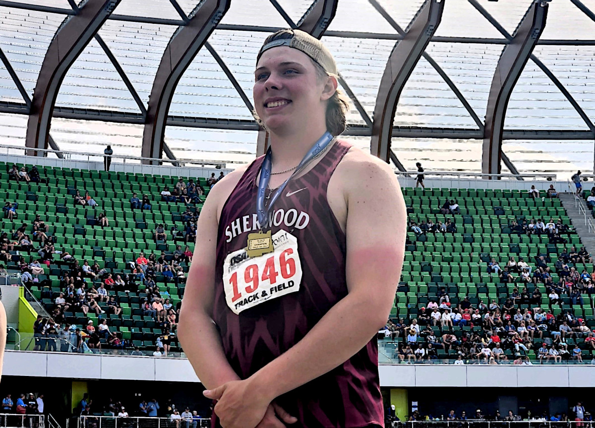 Oregon Ducks commit Austin Milton of Sherwood wins 6A javelin title at ...
