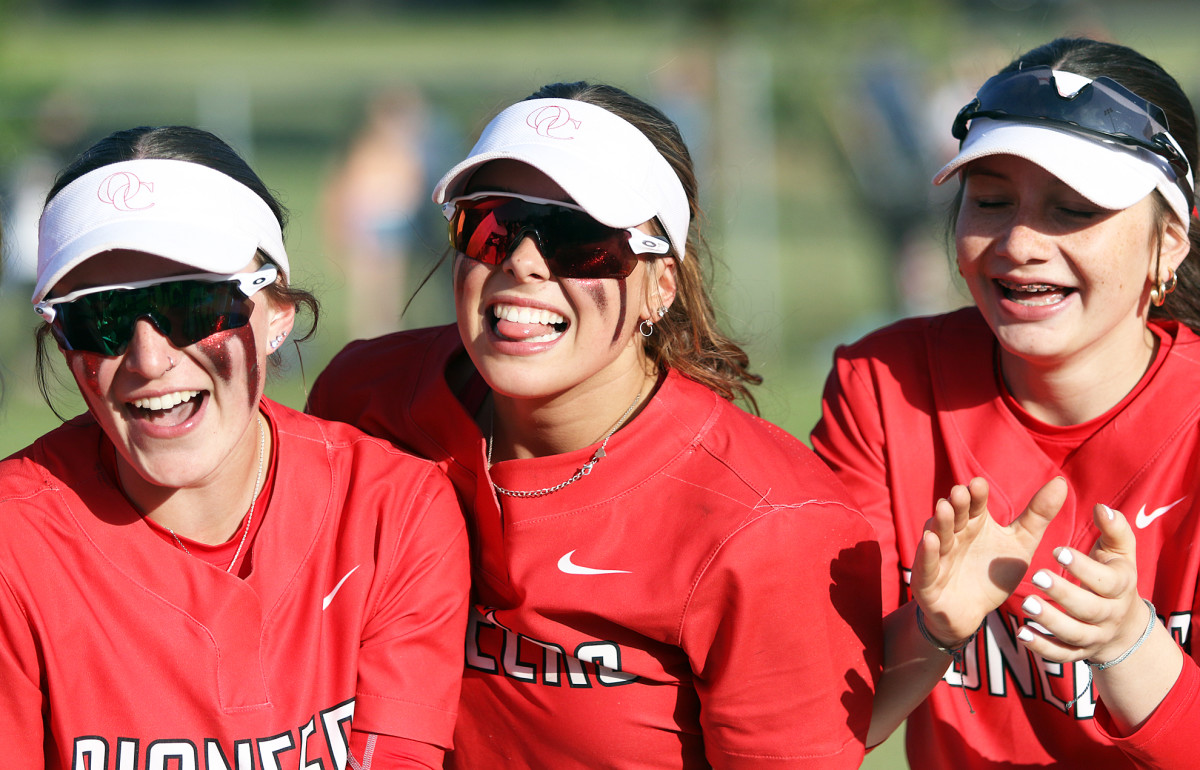 Oregon City loses 6A softball title game on obstruction call, but ...