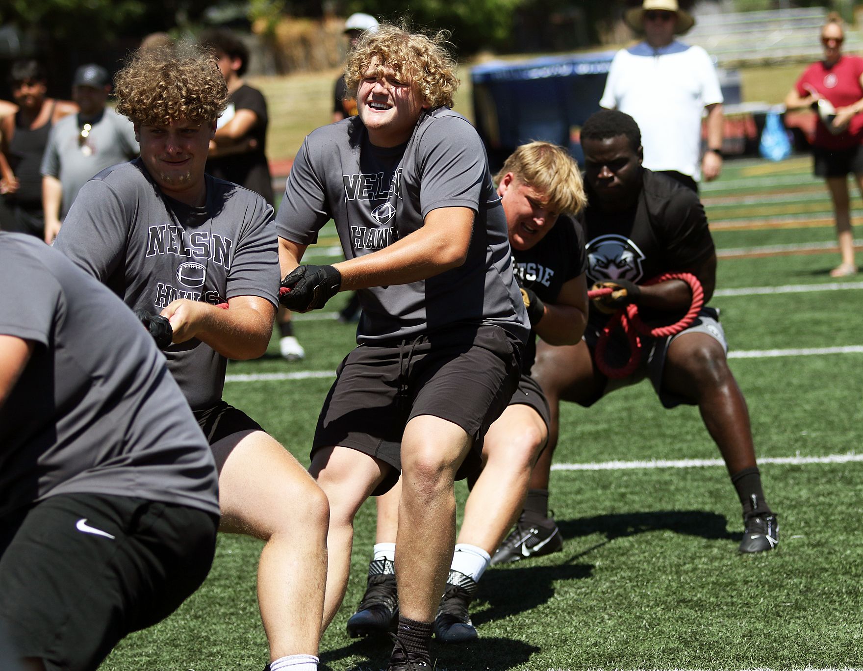 ‘No other position group bonds like the linemen do.’ Oregon linemen get ...