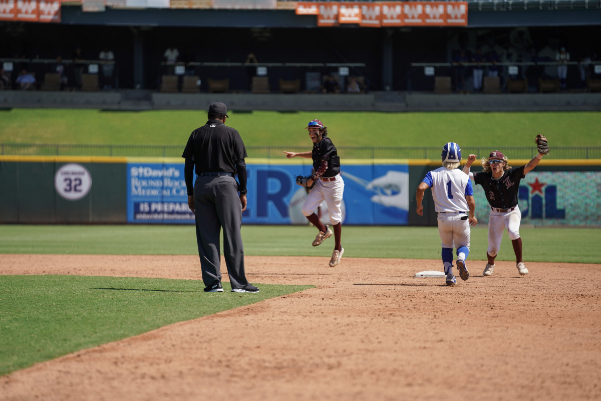 Look: Ace Kade Budd leads London over Gunter and into Texas (UIL) 3A ...