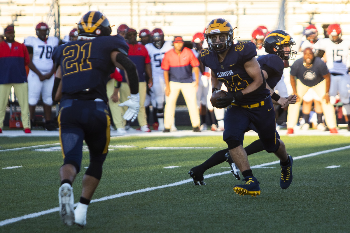 A 53-man ‘NFL roster’ of current Michigan high school football players ...