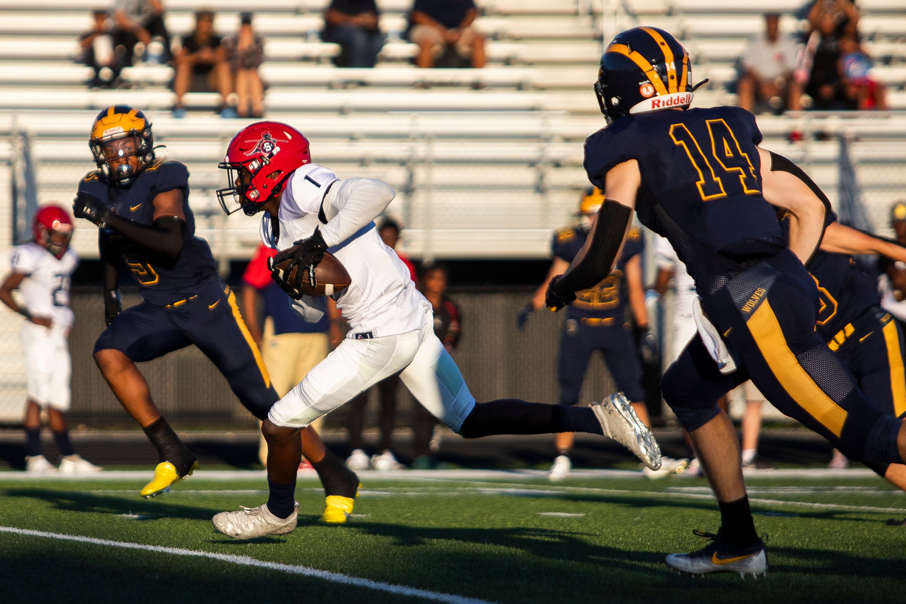 Vote: Who is the top pass catcher in Michigan high school football ...