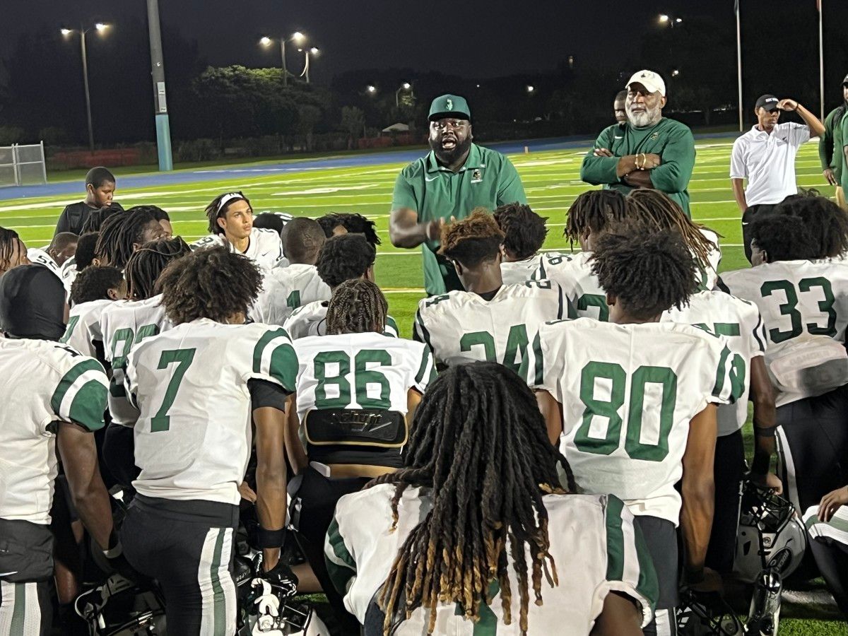 Hurricane Ian nearly erased Miami Central football's practice time. It ...
