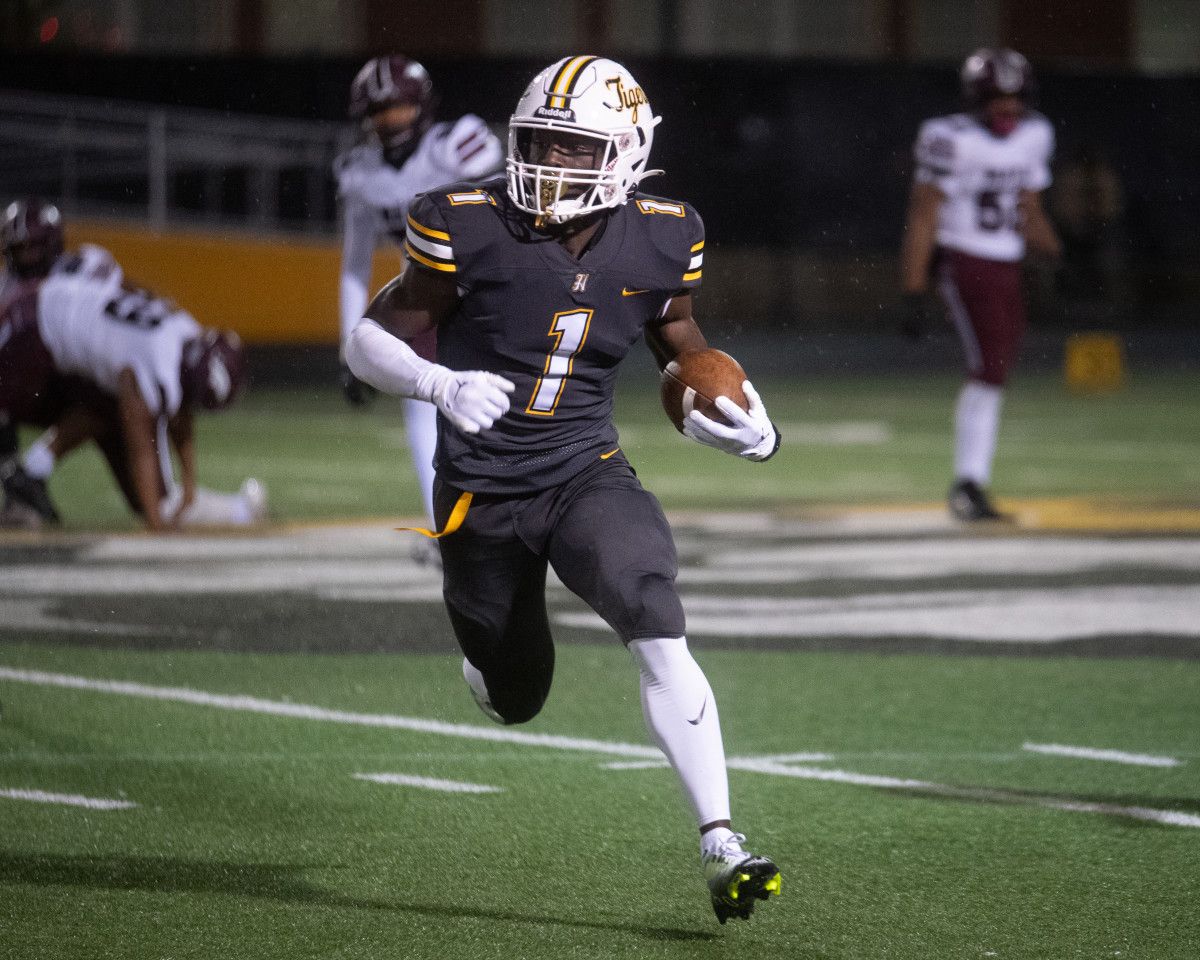Darreon Fair and Cleveland Heights defeat Maple Heights 50-30 - Sports ...