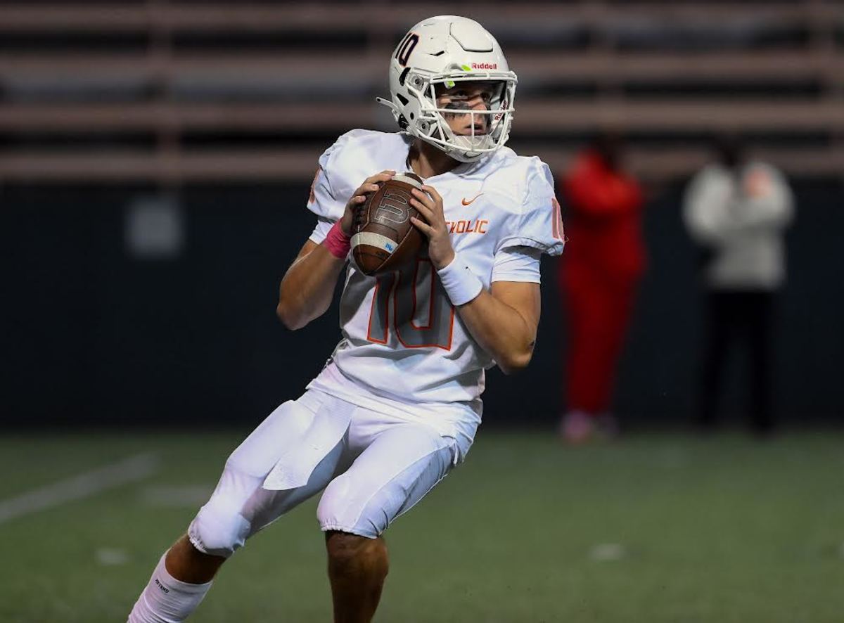 Photos: Big game-tested Eastside Catholic survives Garfield test in ...