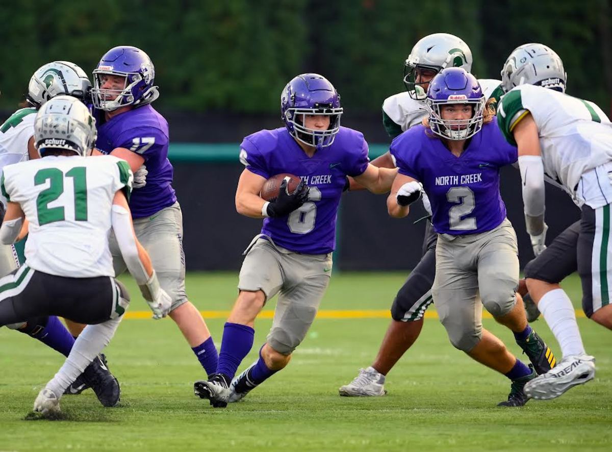 Photos: Just like old times, Skyline enters final weeks in 4A KingCo ...