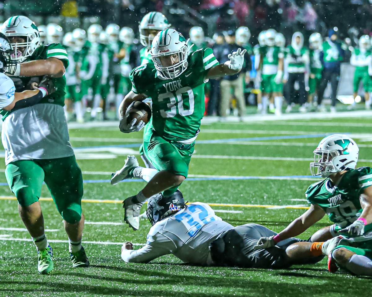 Photos: York routs Willowbrook to improve to 8-0 - Sports Illustrated ...