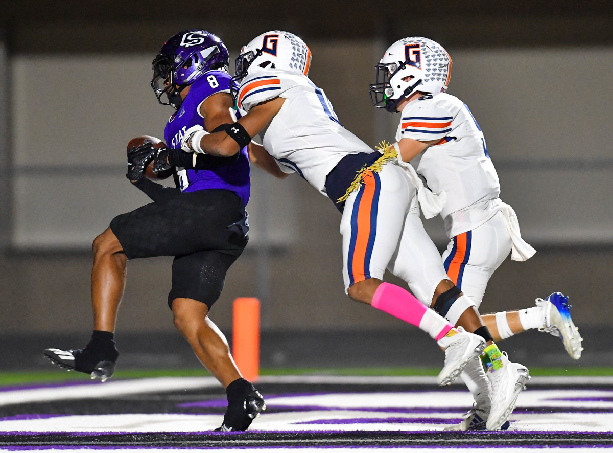 Look: College Station escapes with 27-24 double overtime win over ...