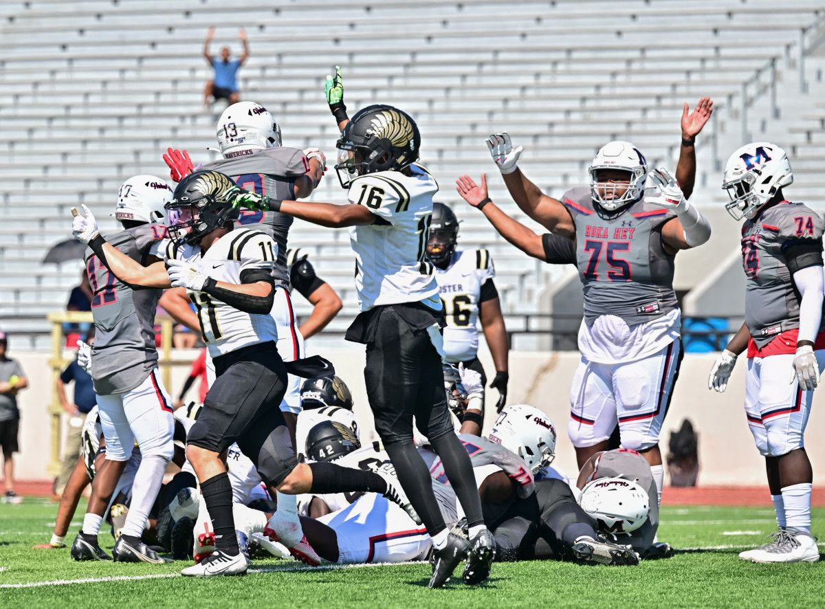Look: Manvel beats Richmond Foster in back-and-forth district battle ...