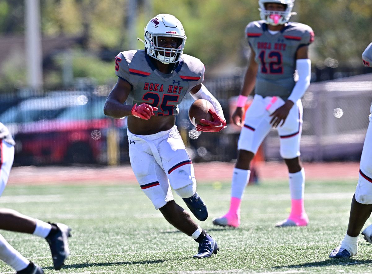 Look: Manvel beats Richmond Foster in back-and-forth district battle ...