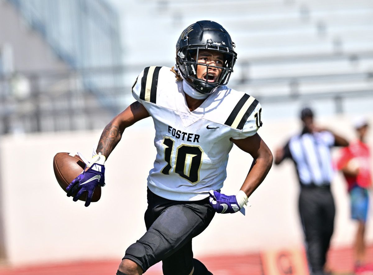 Look: Manvel beats Richmond Foster in back-and-forth district battle ...