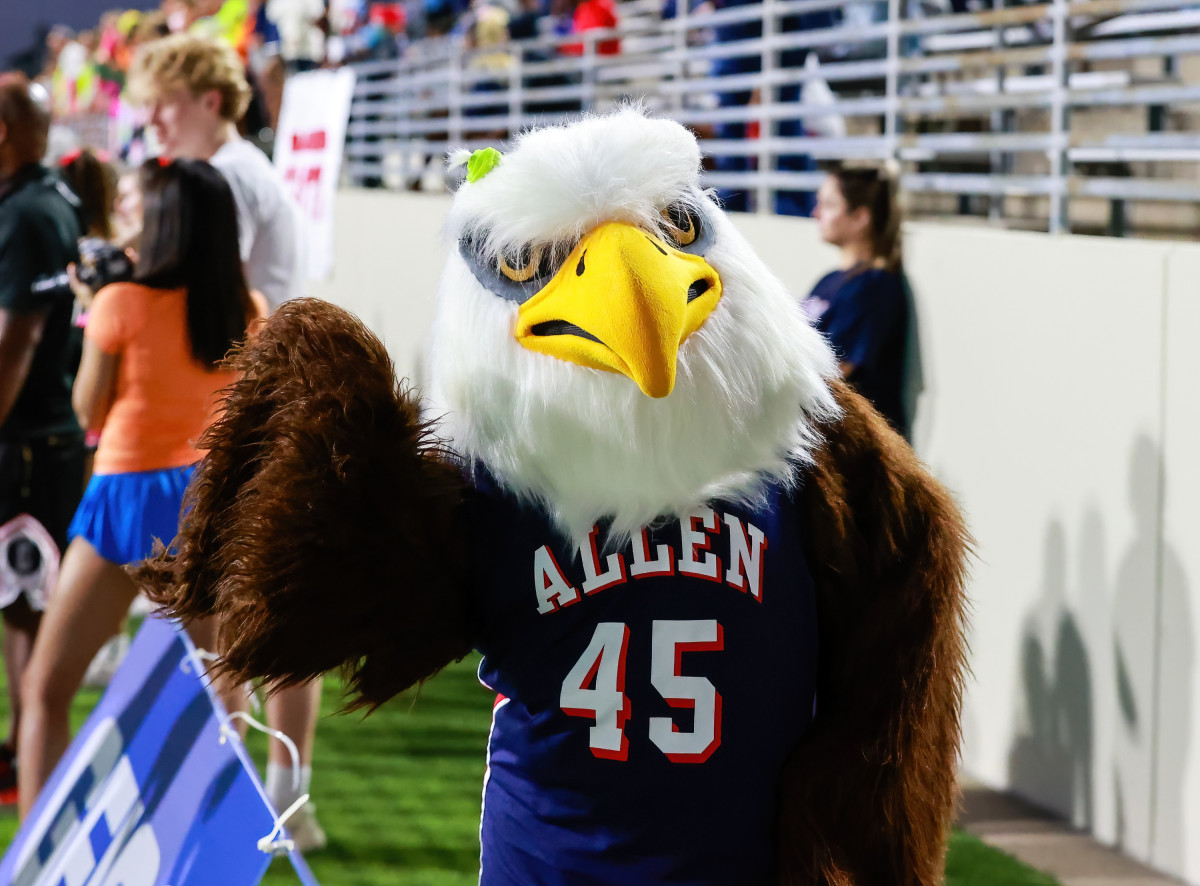 Jackson Arnold shines as Denton Guyer beats Allen, improves to 8-0 ...