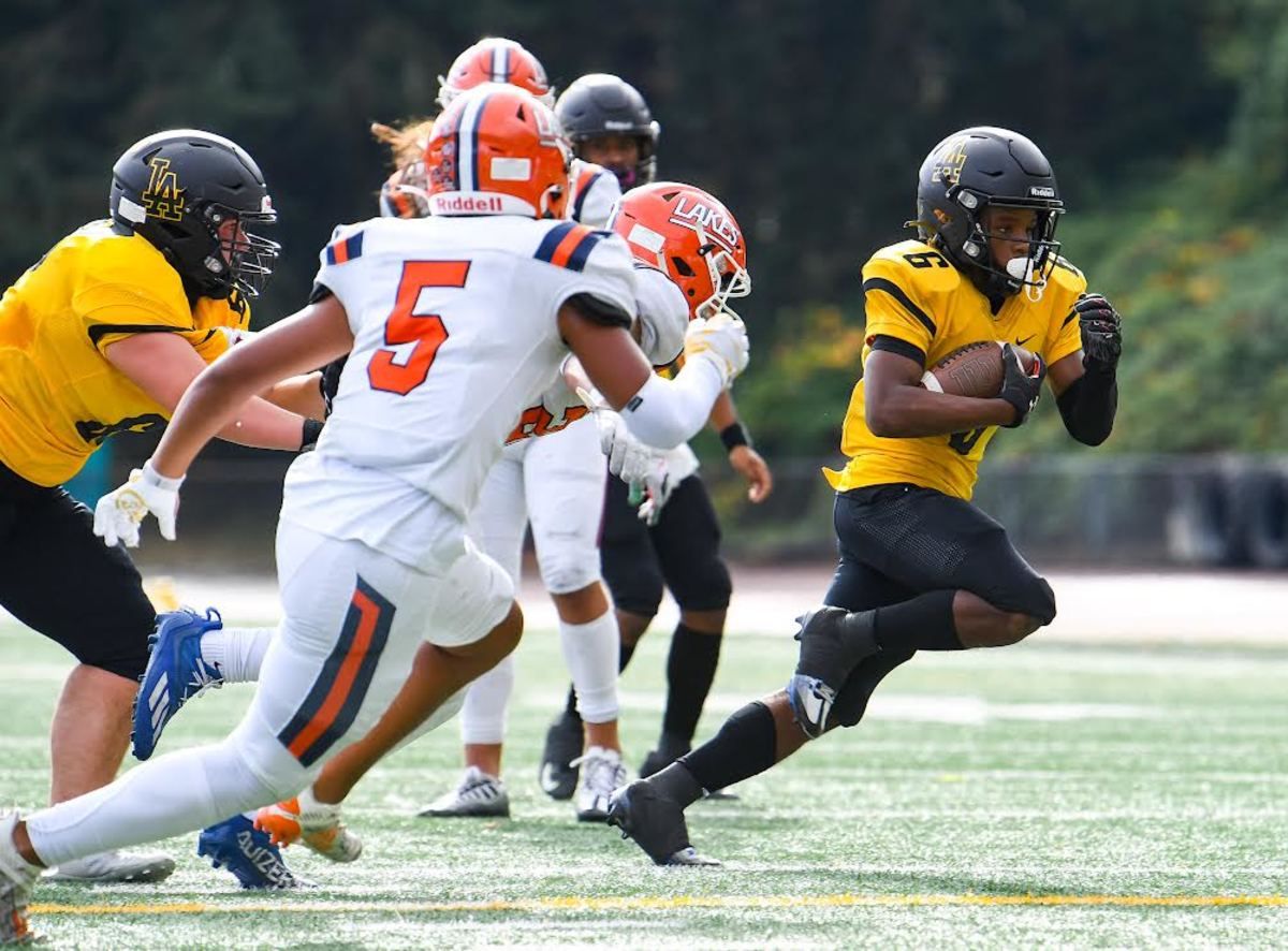 Photos: Once again, Gabarri Johnson shines for Lincoln of Tacoma ...