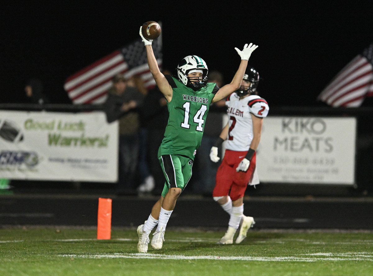 Dru DeShields scores twice in fourth quarter to lead West Branch past ...