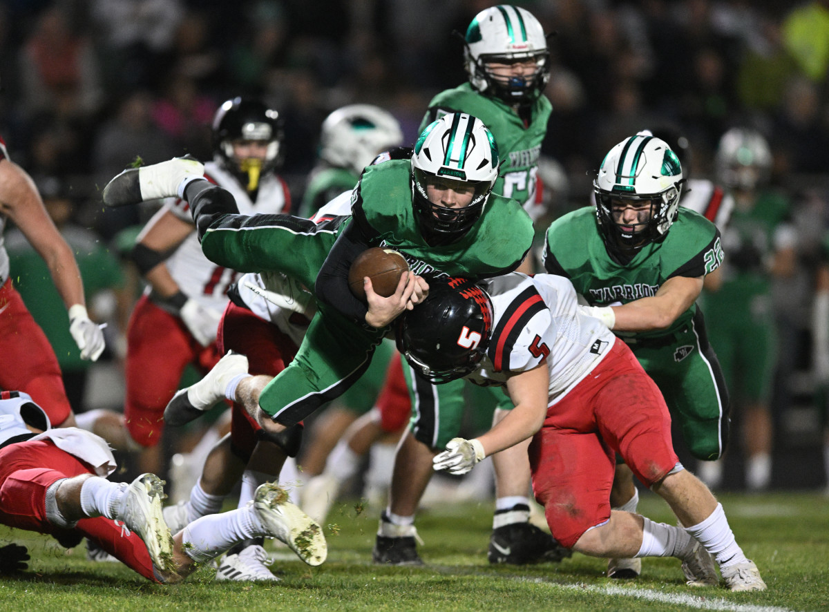 Dru DeShields scores twice in fourth quarter to lead West Branch past ...