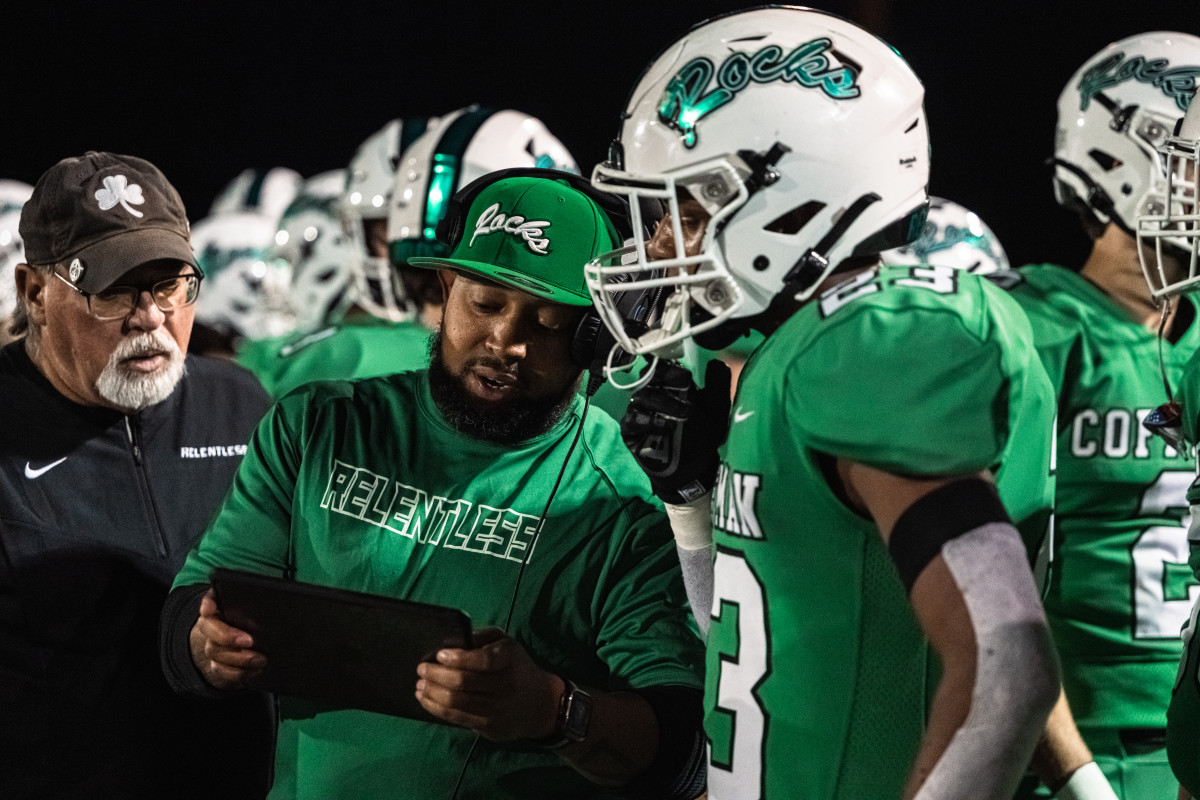 Marysville football runs by Dublin Coffman for 28-24 upset win to open ...