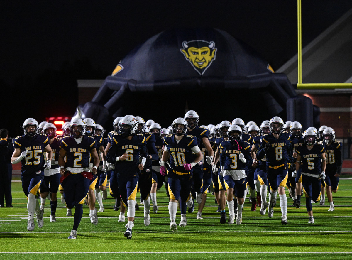 Tallmadge scores final 14 points to defeat Villa Angela-St. Joseph 21-7 ...