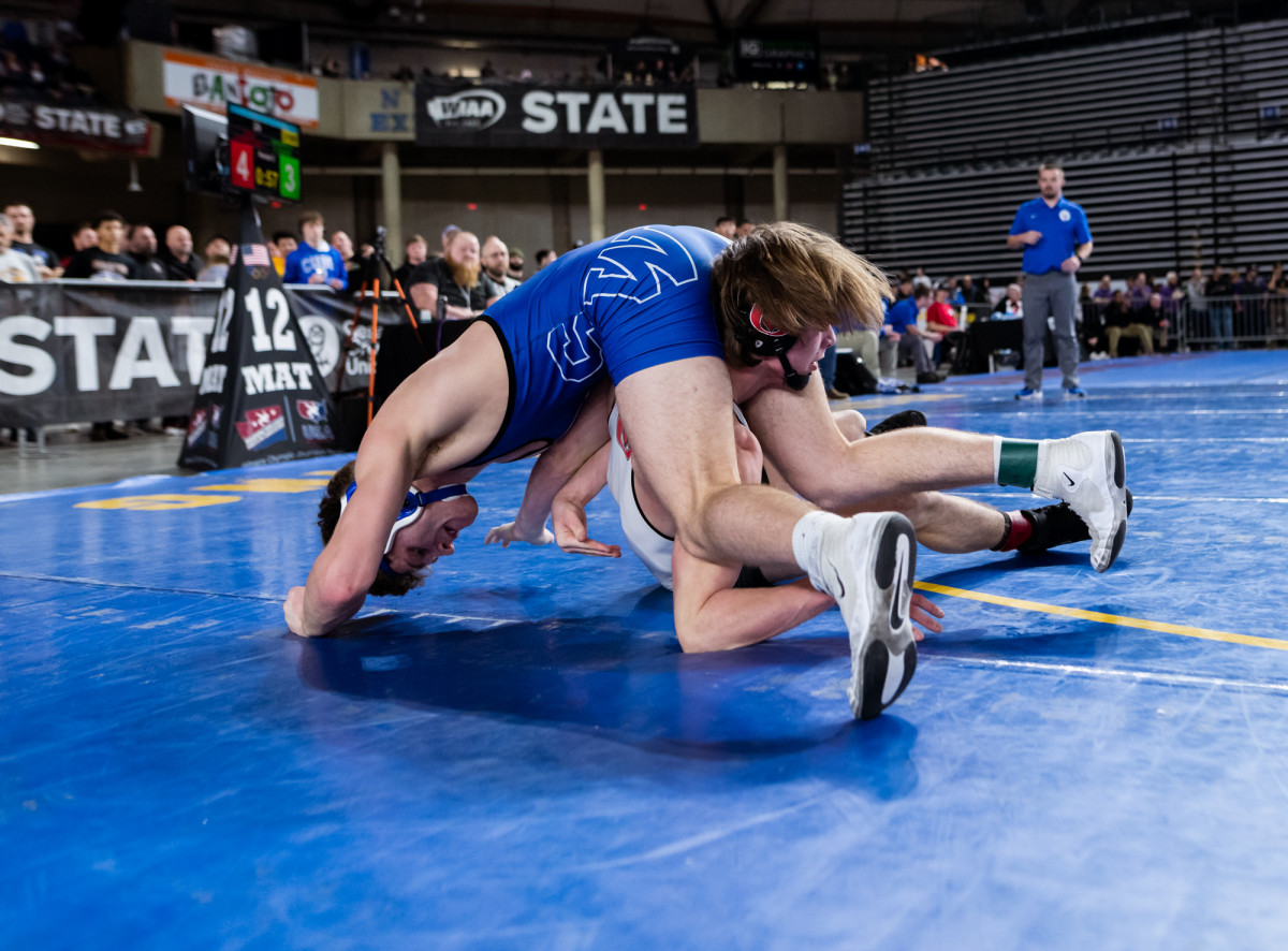 Look: First day of Mat Classic produces share of takedowns, reversals ...