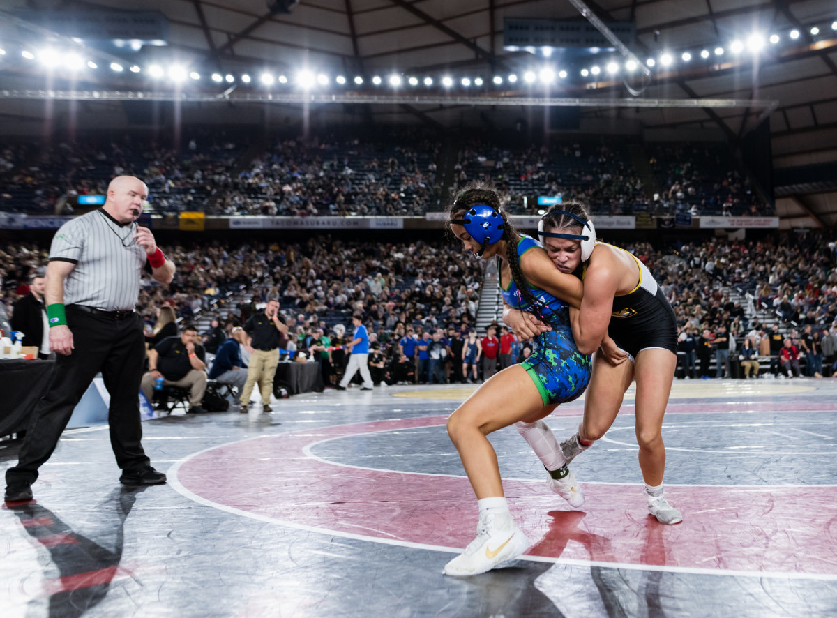 Look: First day of Mat Classic produces share of takedowns, reversals ...