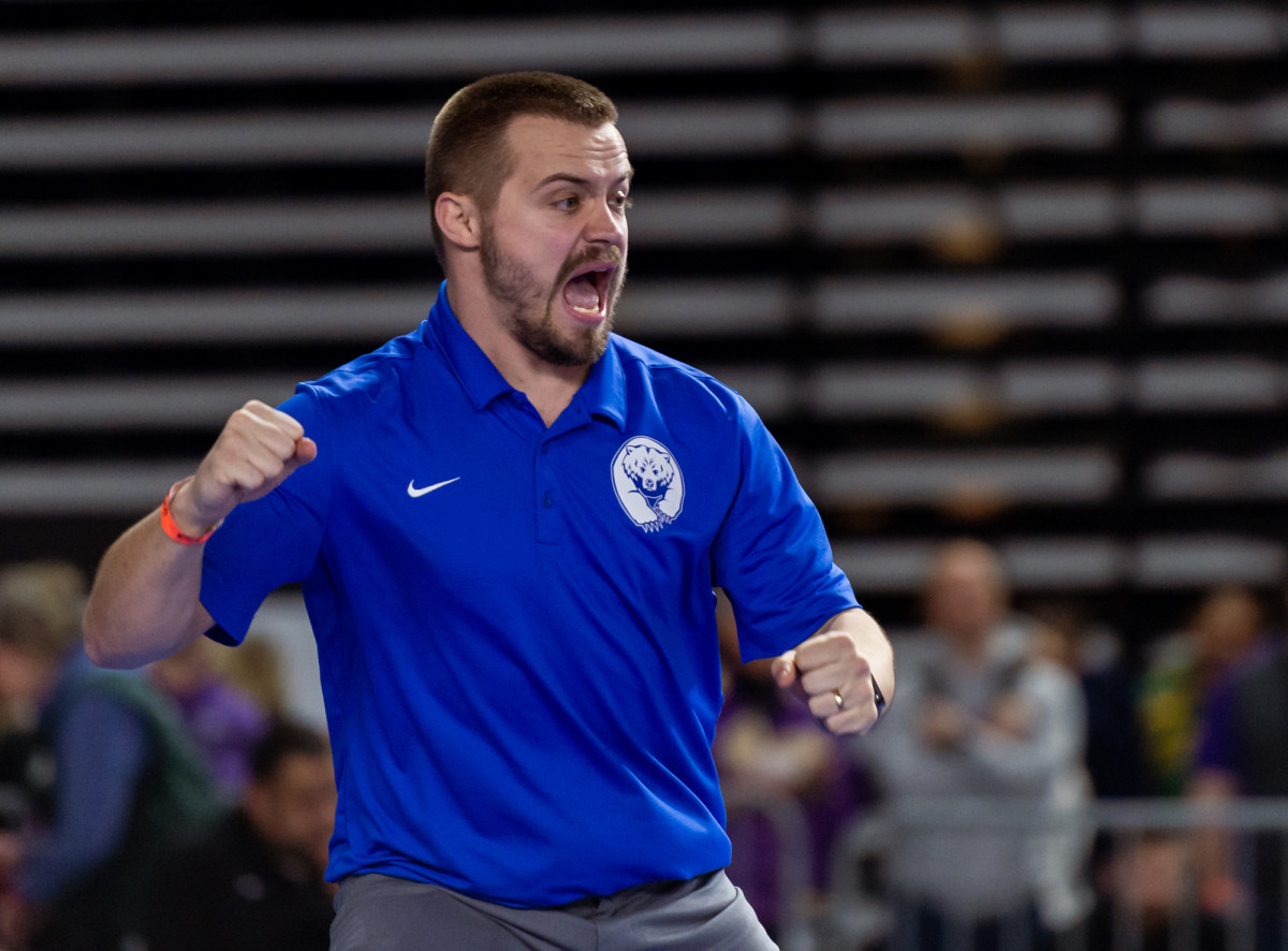 Look: First day of Mat Classic produces share of takedowns, reversals ...