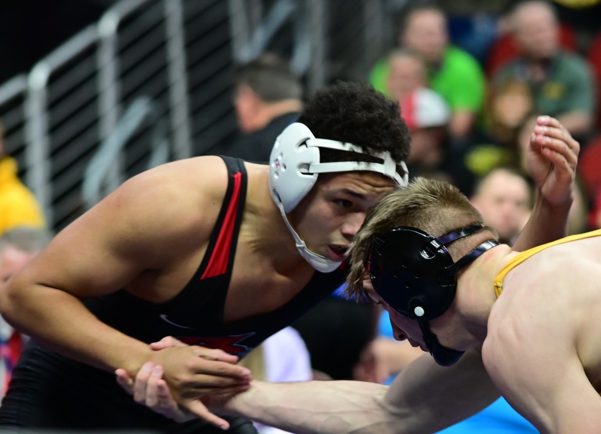 Iowa high school wrestling state tournament: State championship results ...