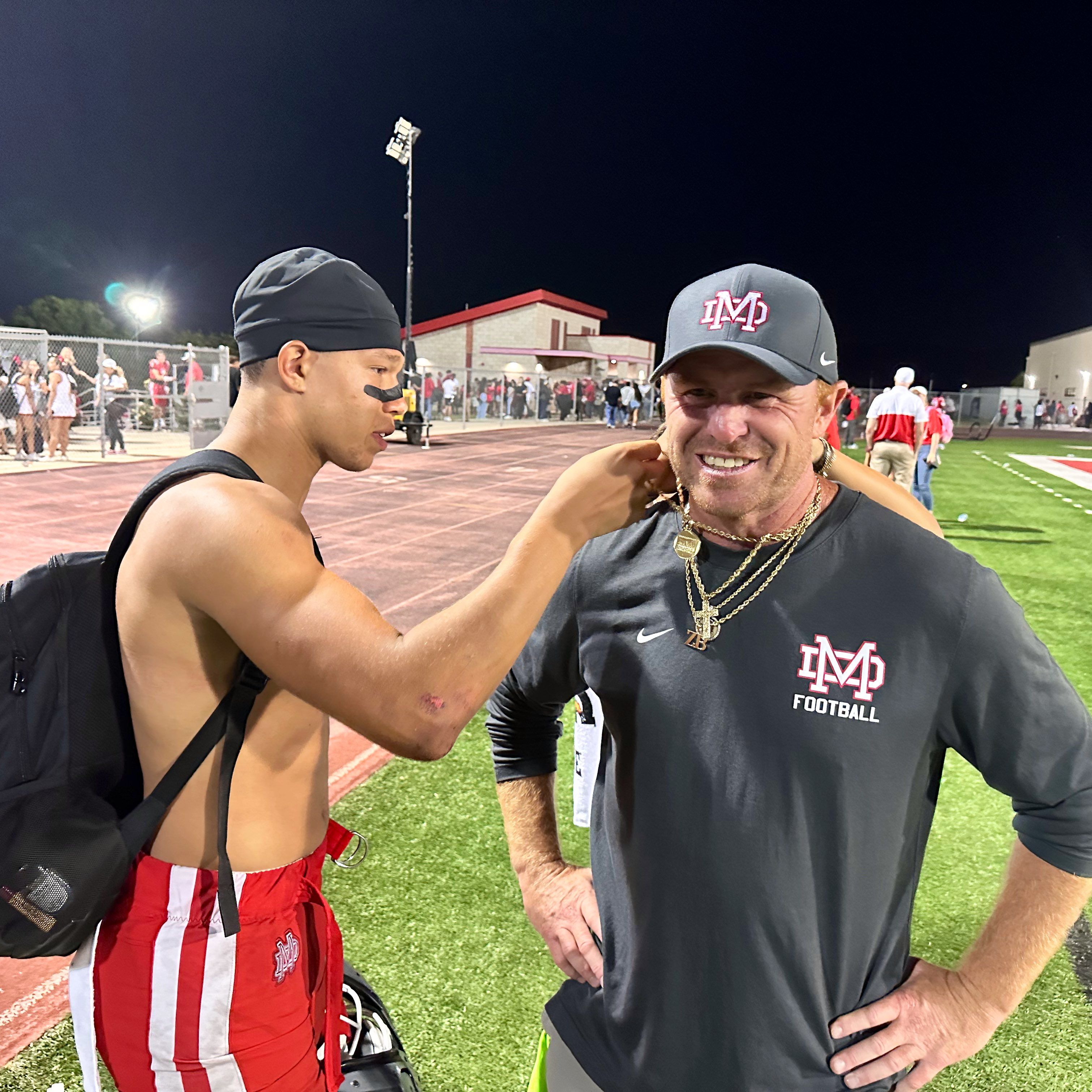 Column: Mater Dei football coach Frank McManus is high energy and in ...
