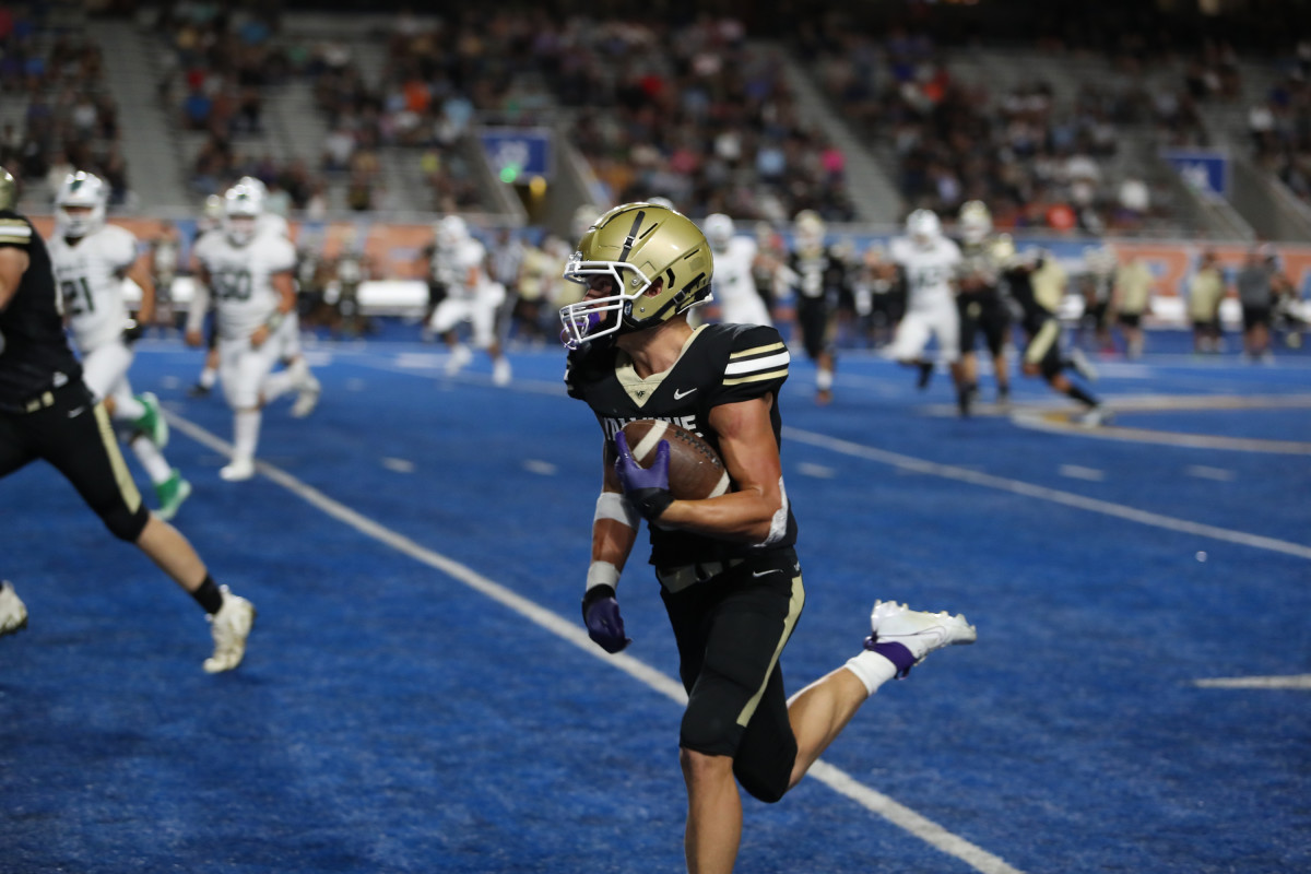 Photos: Gatlin Bair was the blur on 'The Blue' at Boise State ...