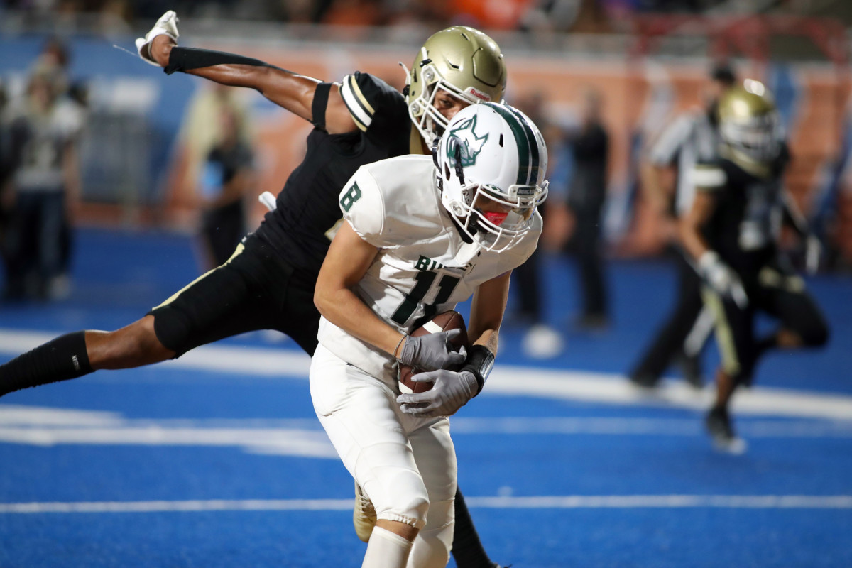 Photos: Gatlin Bair was the blur on 'The Blue' at Boise State ...
