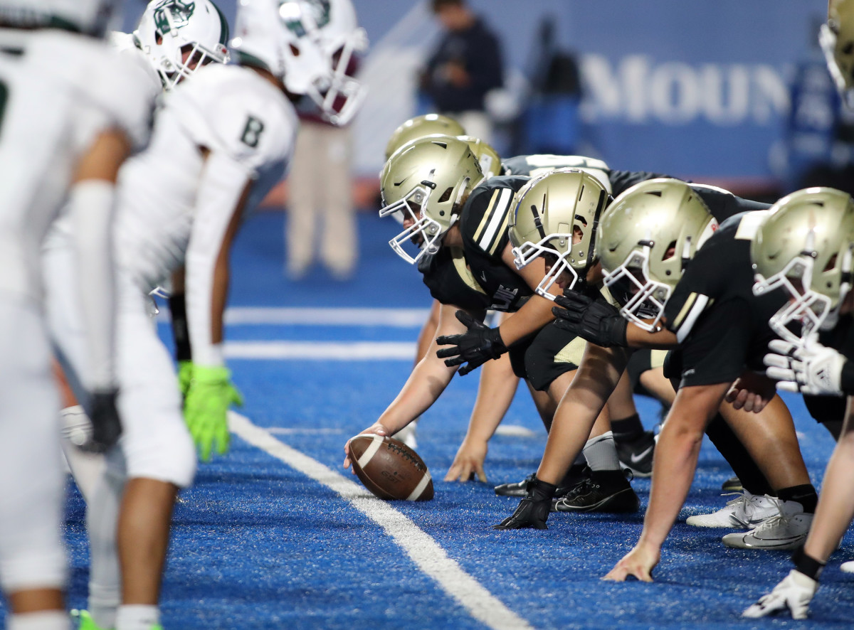 Photos: Gatlin Bair was the blur on 'The Blue' at Boise State ...
