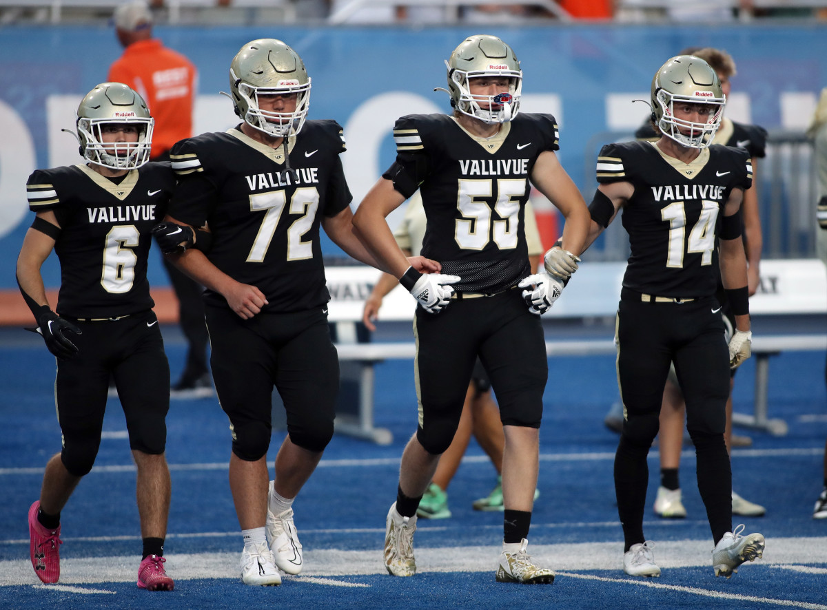 Photos: Gatlin Bair was the blur on 'The Blue' at Boise State ...