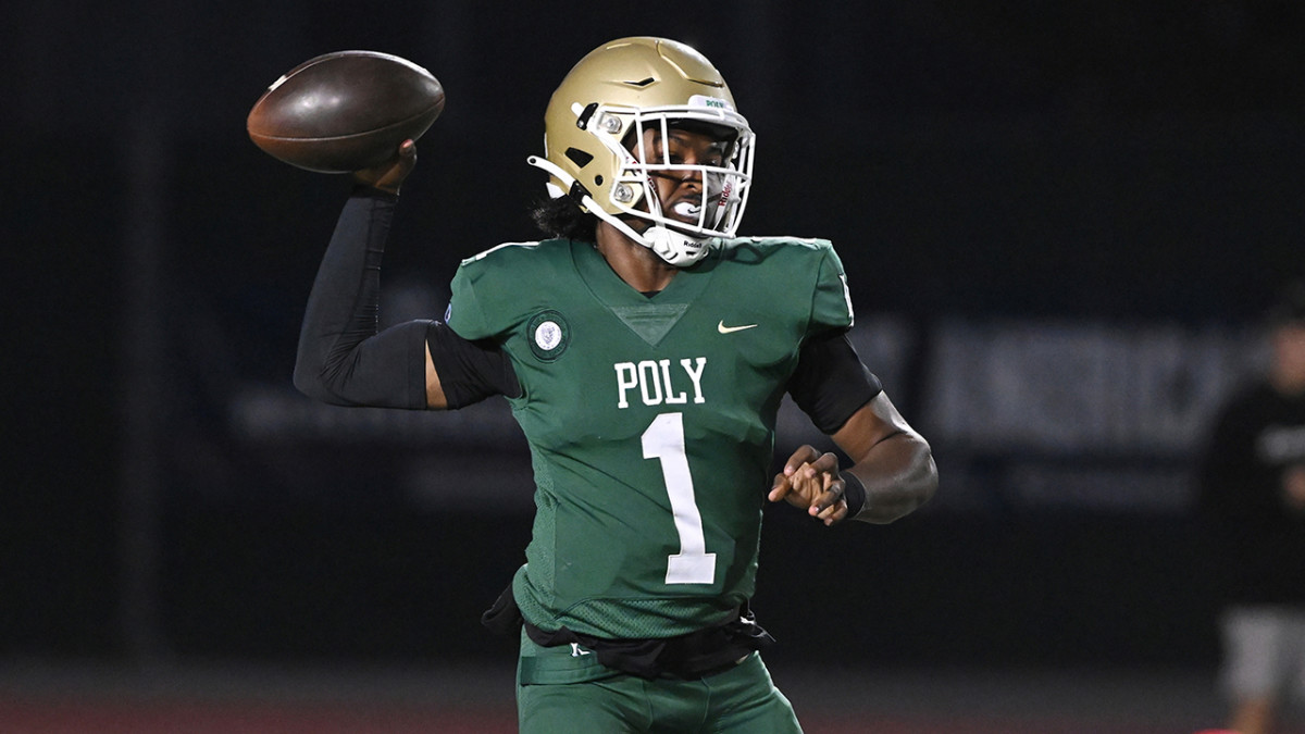 Long Beach Poly's Darius Curry, Kamarie Smith deliver game-winning TD ...