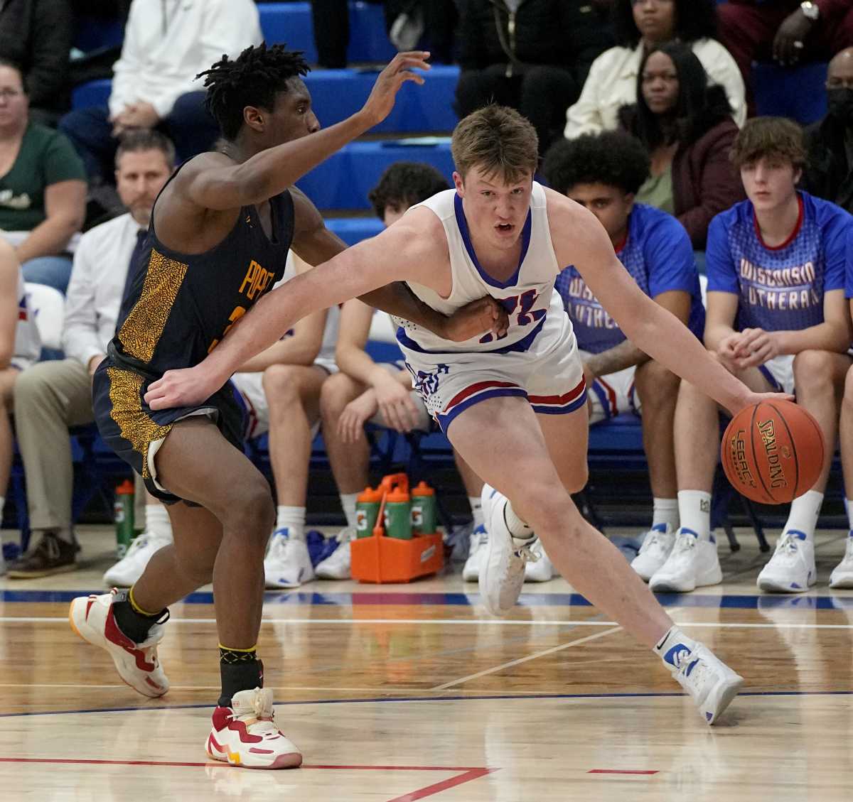 Wisconsin boys high school basketball playoffs scores, updates: 2024 ...