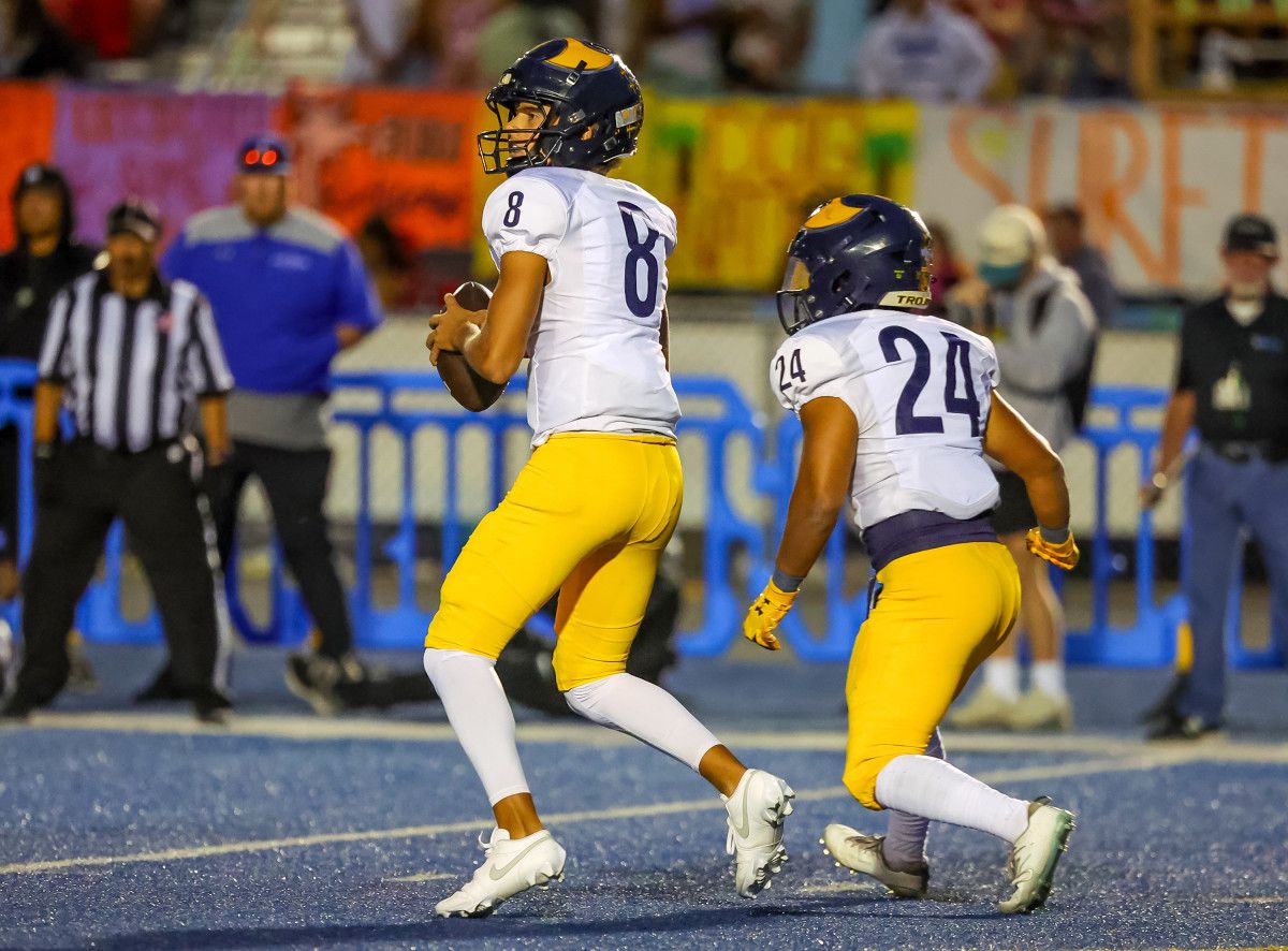 Look: Folsom football takes down rival Oak Ridge in NorCal showdown ...