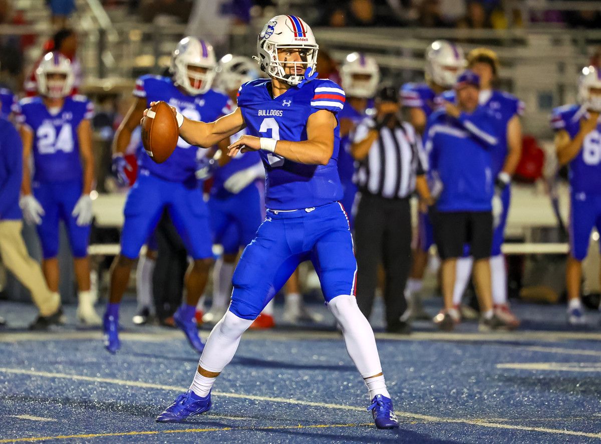 Look: Folsom football takes down rival Oak Ridge in NorCal showdown ...