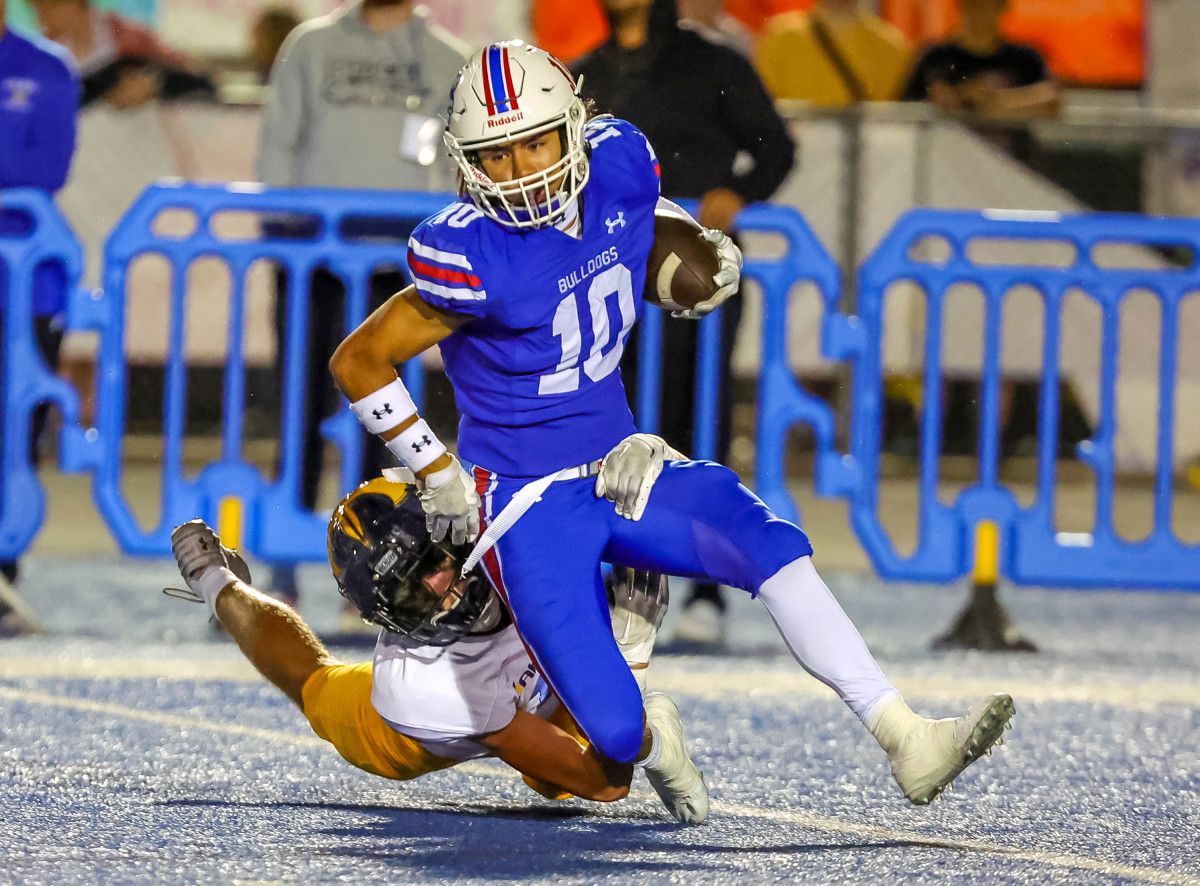 Look: Folsom football takes down rival Oak Ridge in NorCal showdown ...