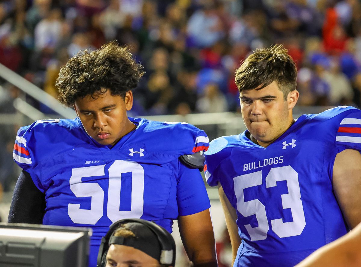 Look: Folsom football takes down rival Oak Ridge in NorCal showdown ...