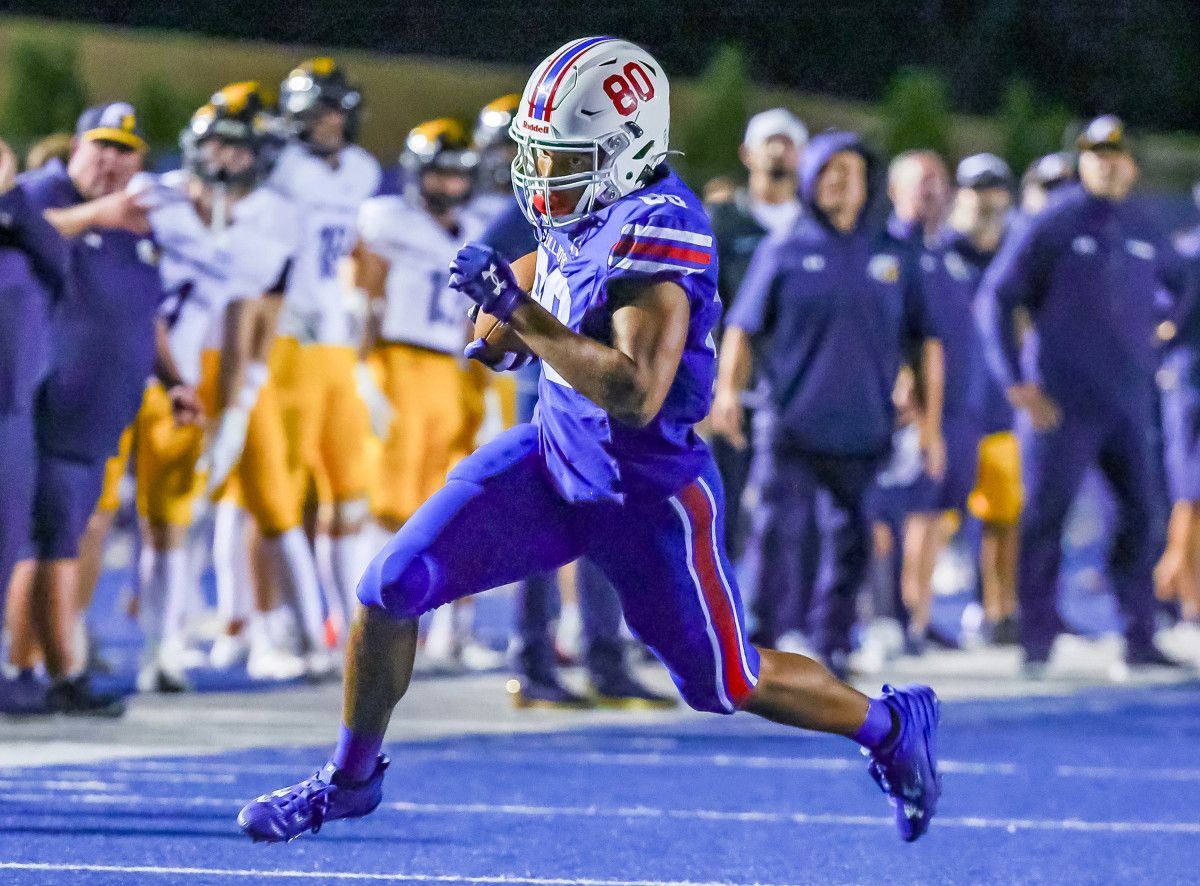 Look: Folsom football takes down rival Oak Ridge in NorCal showdown ...