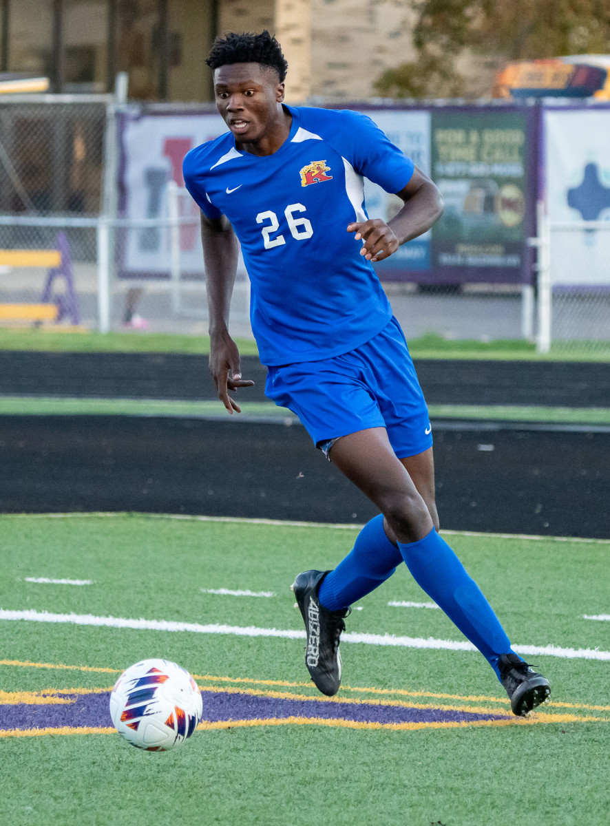 Flory Bidunga, 5-star Kansas basketball commit, towers over opponents ...